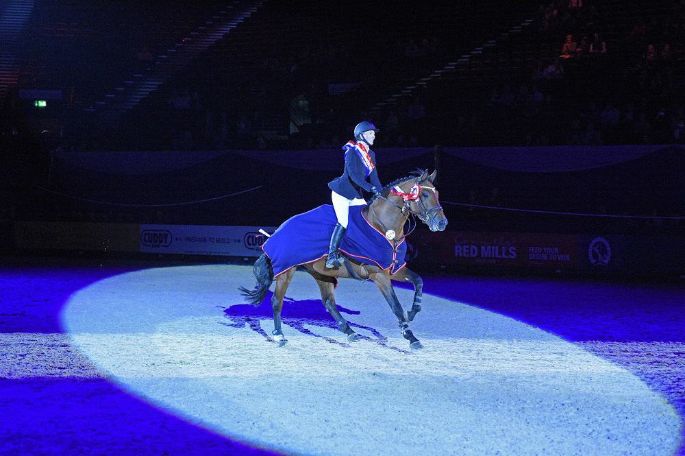 Equitop Myoplast® takes on sponsorship of the Senior Foxhunter Series ...