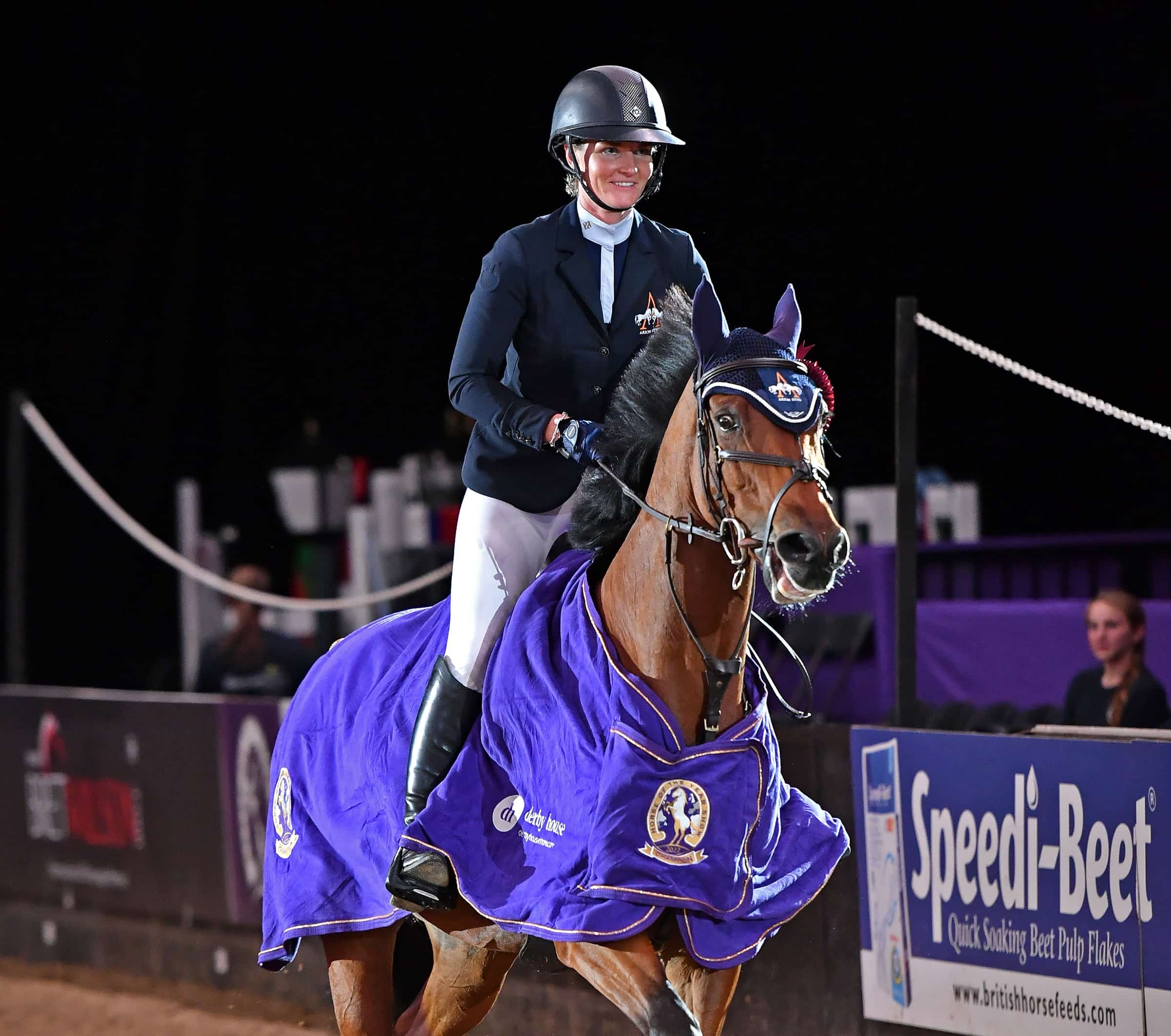 An Irish Double in the first of the International Showjumping Classes ...