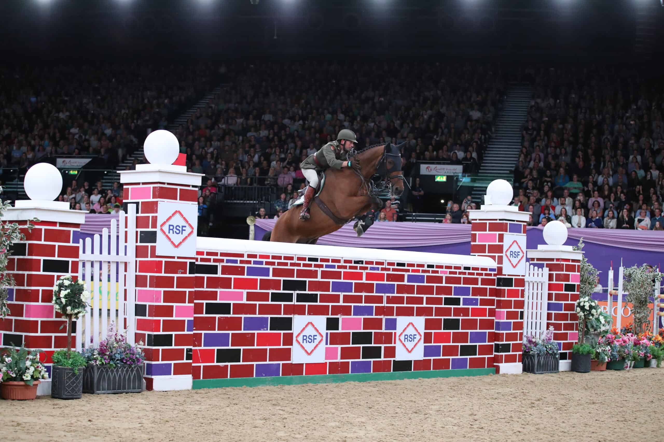 Commandant Geoff Curran reaches new heights in the Ripon Select Foods Puissance at HOYS 2023 ...